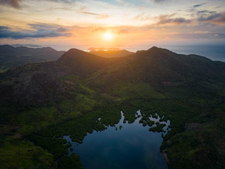 Backpacking The Philippines - The Definitive Travel Guide